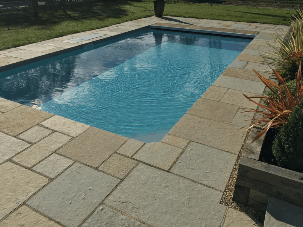 Swimming Pool Installation and Builder | Desjoyaux Pools